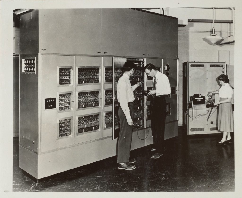 The Birth of the Computer Age at Illinois – University of Illinois ...